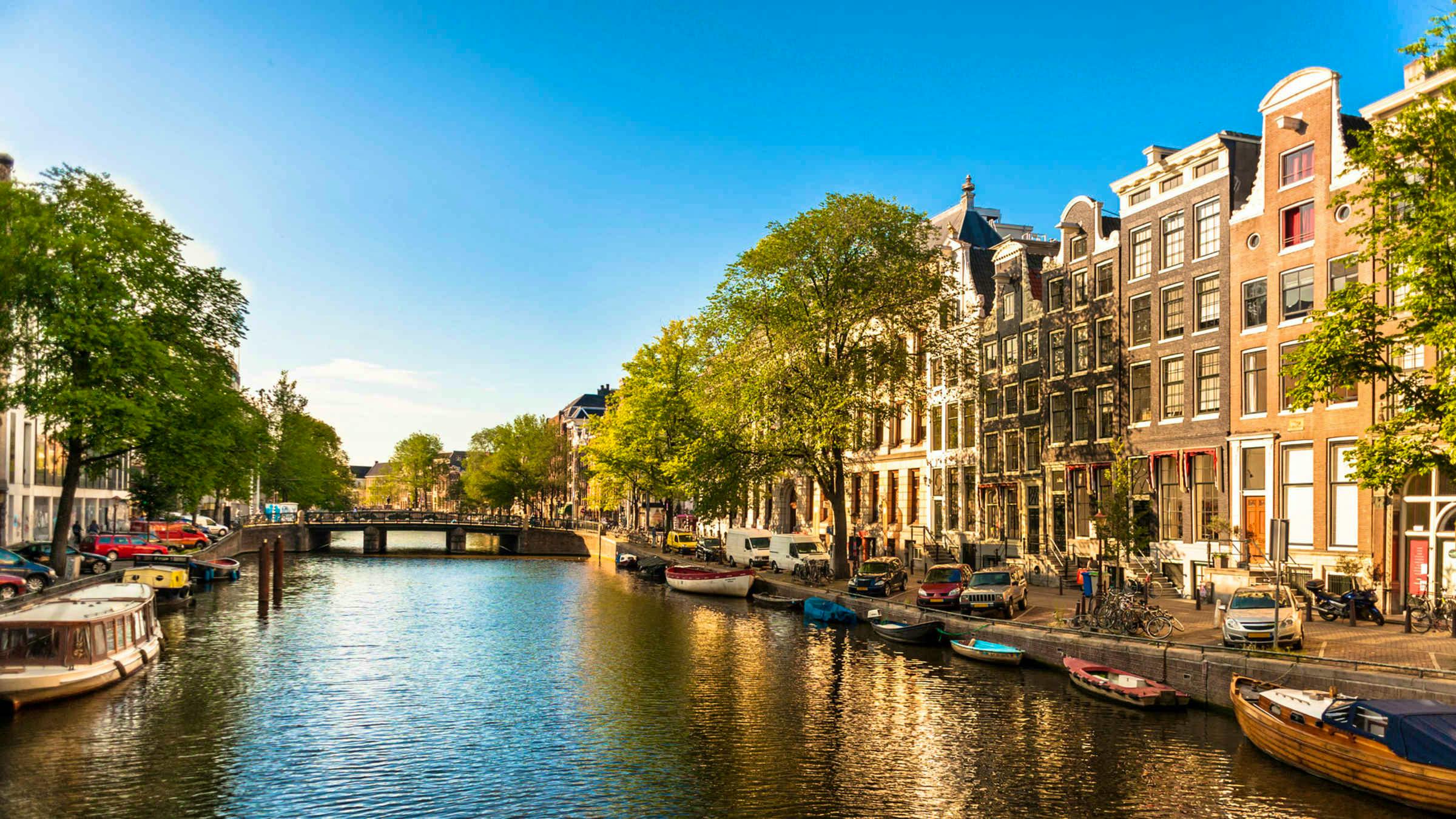 Amsterdam · Guía en español de turismo y viajes
